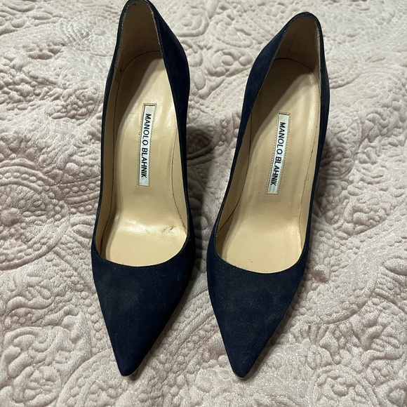 Manolo Blahnik | Shoes | Manolo Blahnik Bb 9 Navy Blue Heels | Poshmark